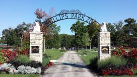 Phillips Park Zoo in Aurora, Illinois - Kid-friendly Attractions | Trekaroo