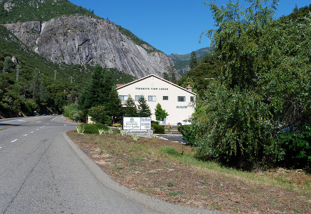 Yosemite View Lodge in El Portal, California - Kid-friendly Hotel ...