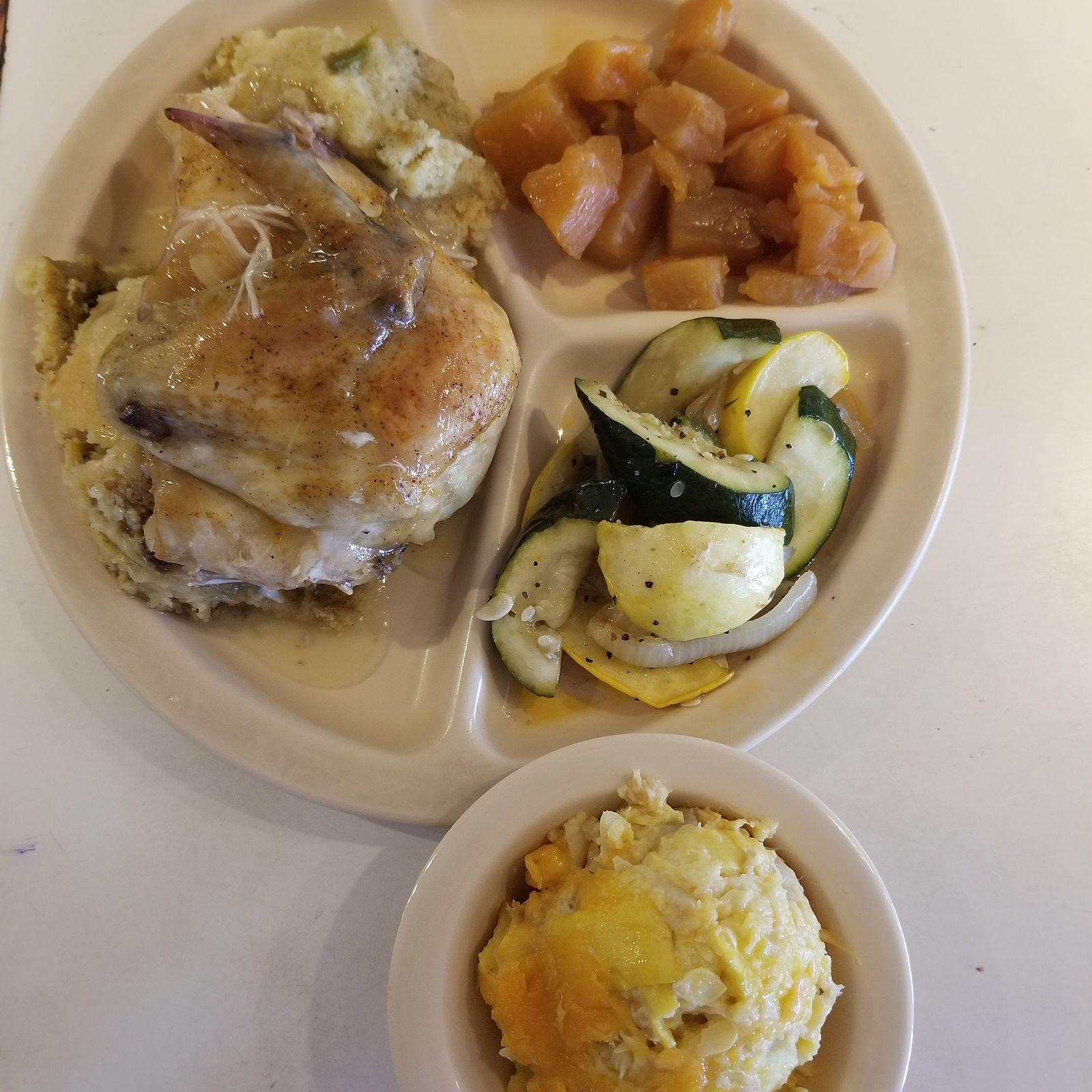 George's Southside Restaurant in Cayce, South Carolina - Kid-friendly ...