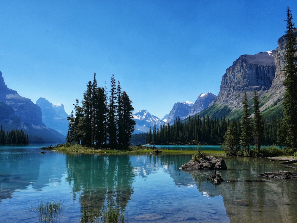 Maligne Lake Cruise in Jasper, Alberta - Kid-friendly Attractions ...