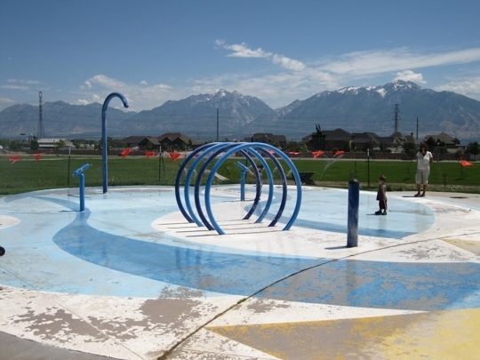 Umbria Estates Splash Pad in Herriman, Utah - Kid-friendly Attractions ...